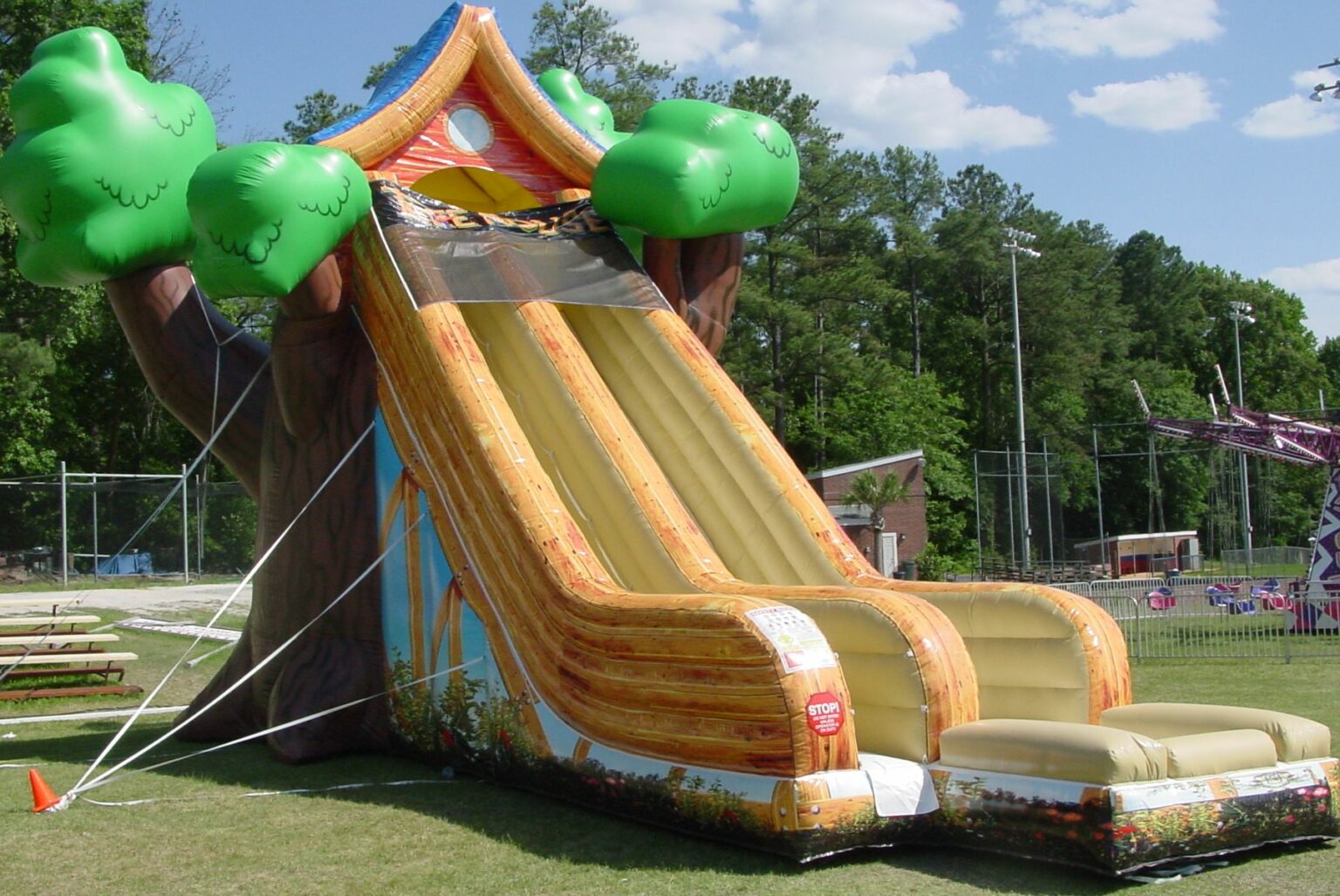 30 Foot Tree House Slide - Palmetto Amusements